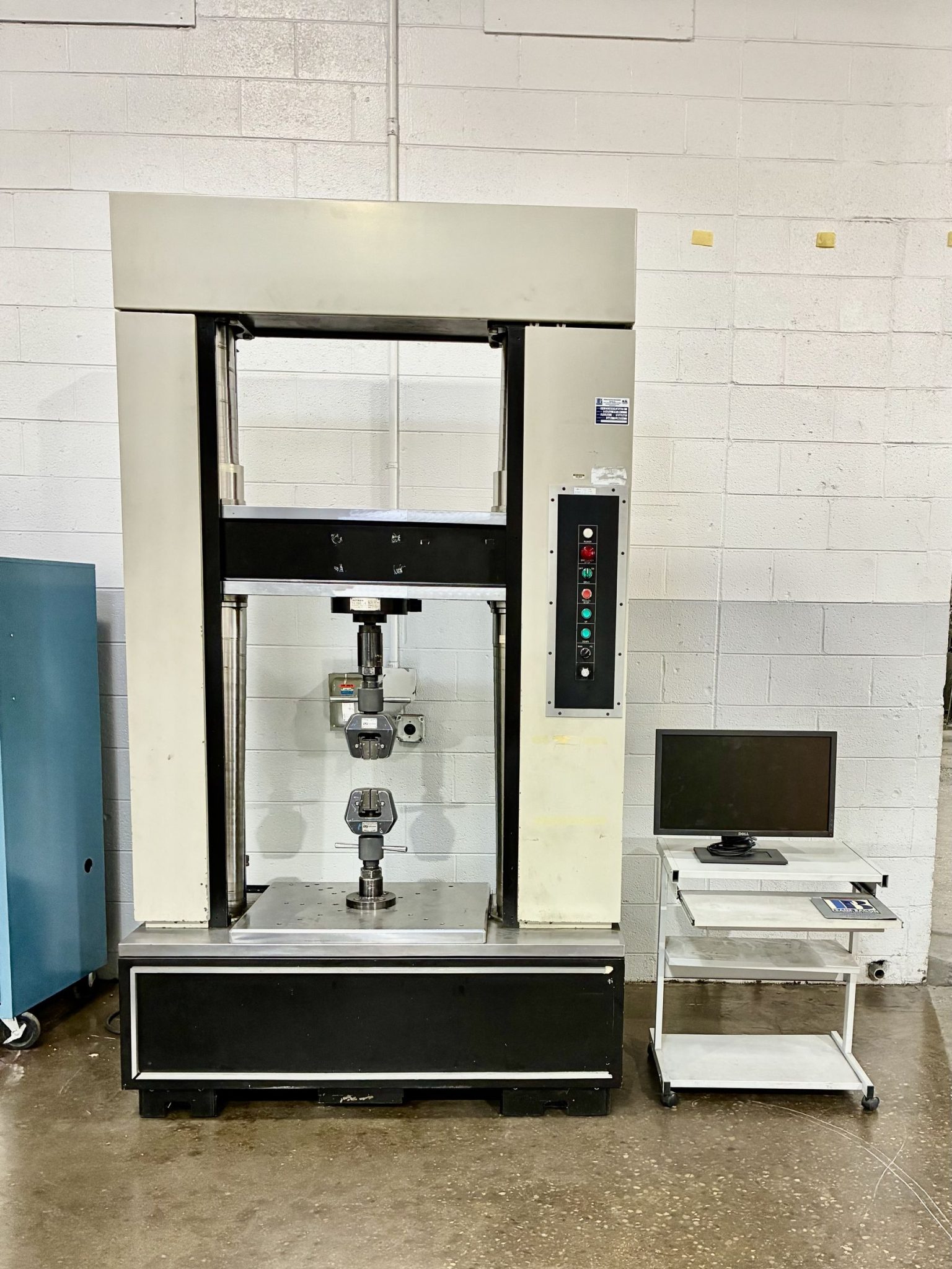 55K (250kN) Instron 1127 Tensile Tester | Frank Bacon