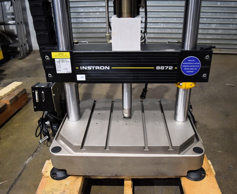 10kN Instron Model 8872 Fatigue Testing System | Frank Bacon